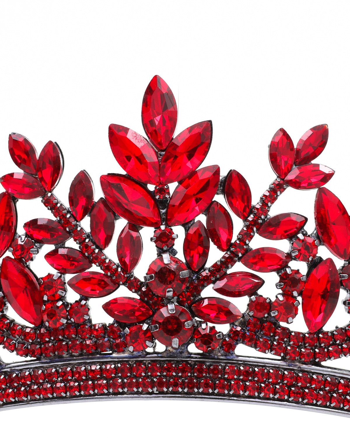 Nil Crystal Stone Henna Crown Buy Now.