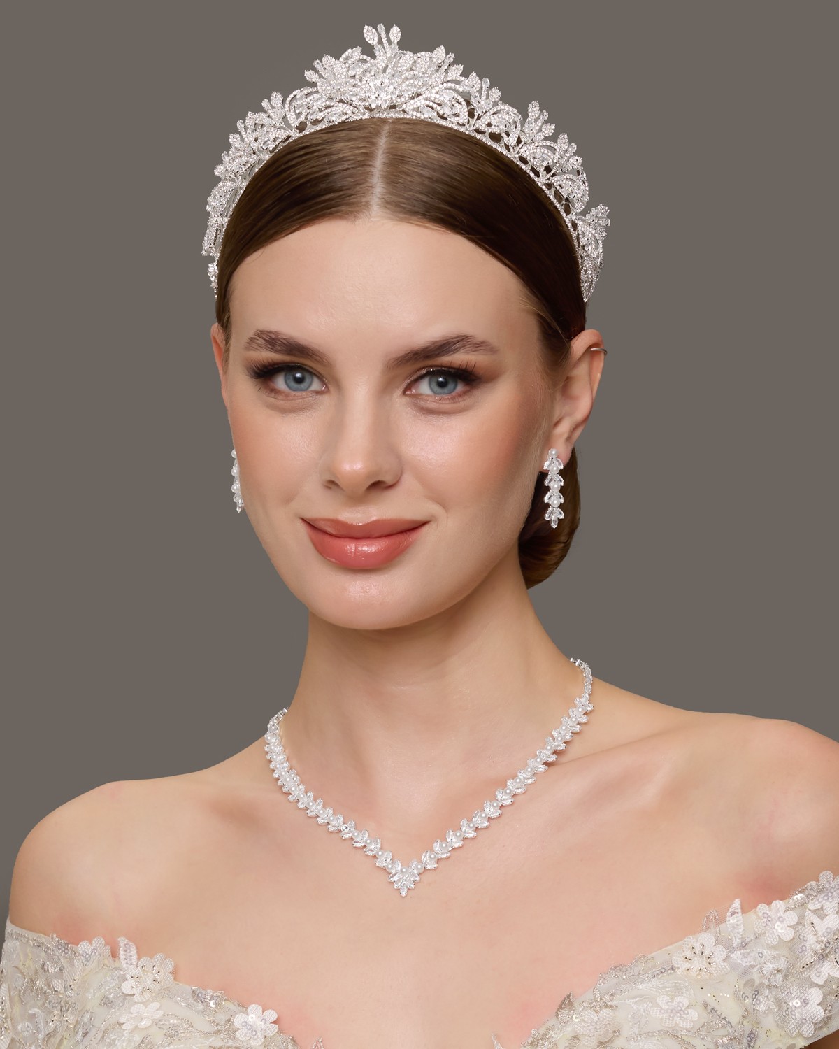 Wedding accessories for bride store